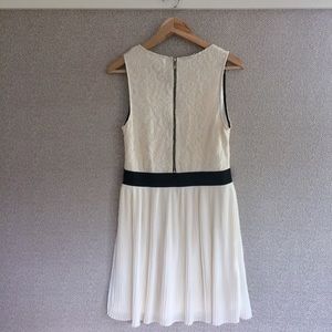 Rewind | Dresses | L Rewind Lace And Pleat Dress | Poshmark